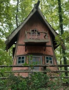 17 Cutest Cottagecore House Ideas - Cozy Cottagecore Living